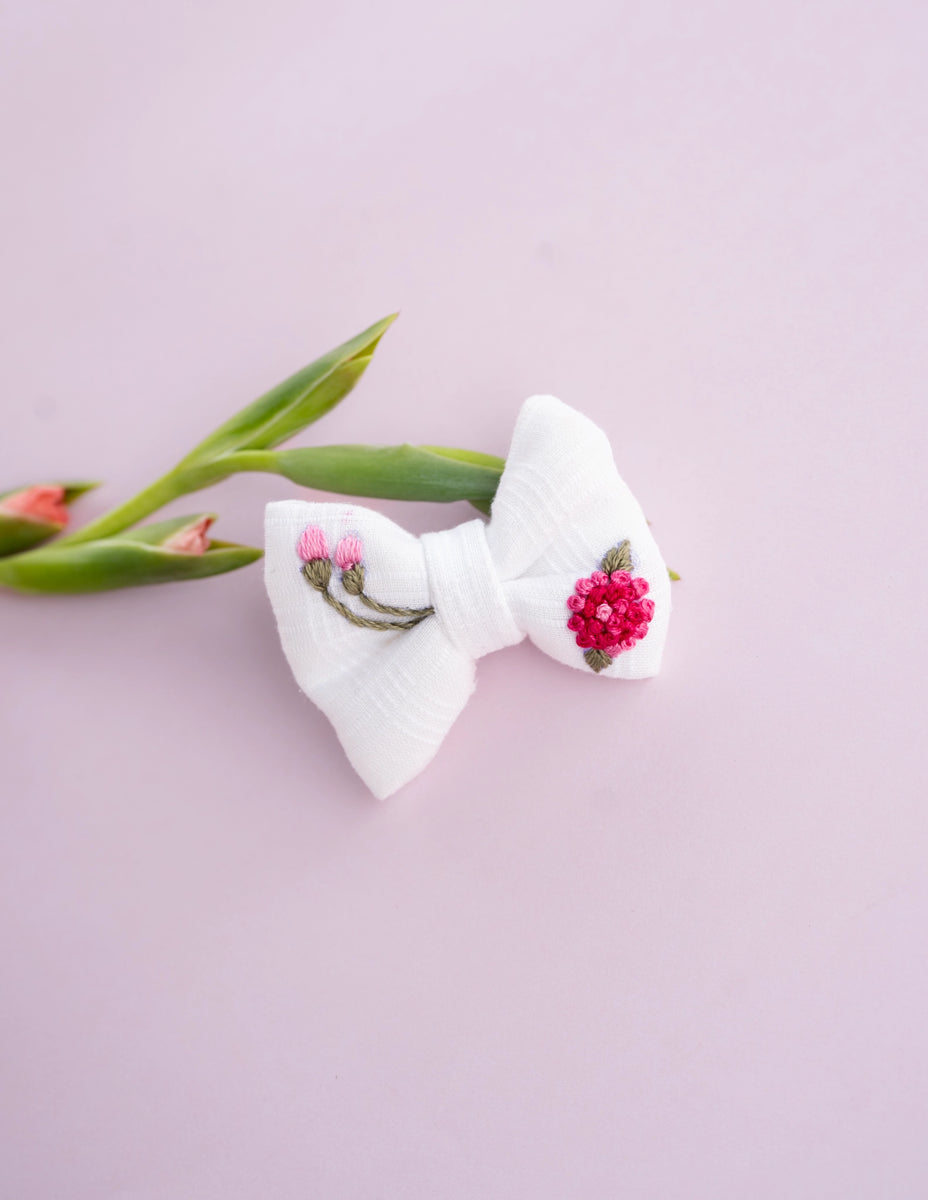 Newborn Mini Bow White | Hand Embroidered – PureCloth.Co